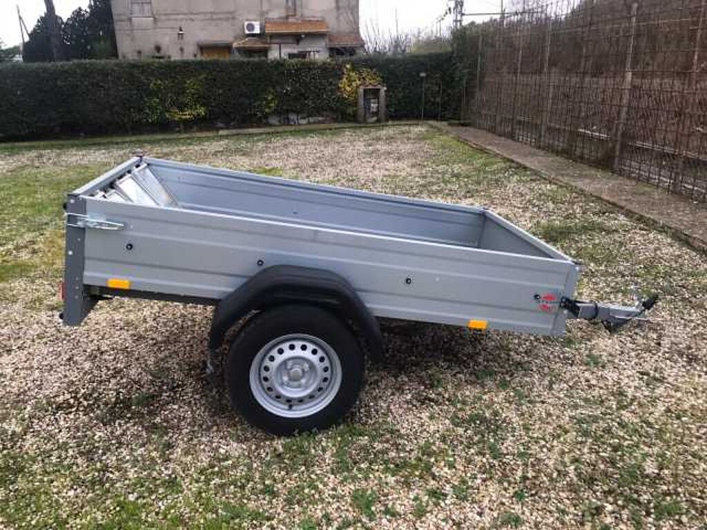 Stema Rimorchio Opti 750 Kg , Veicolo nuovo a 1250 Euro | Gruppo Euro.car